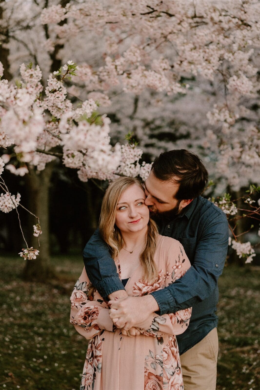 DC Cherry Blossom Engagement Session - Evergreen Photo